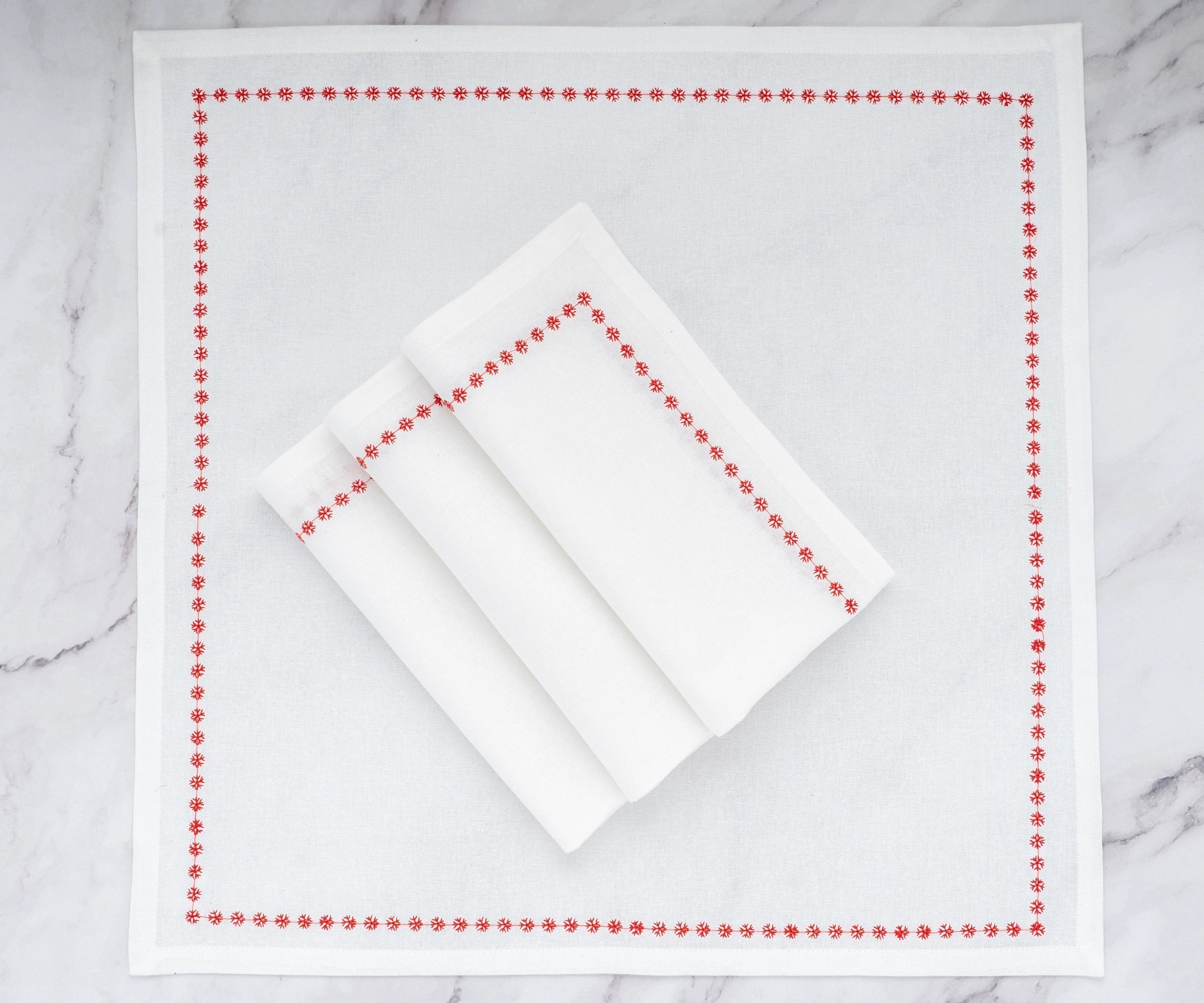 Why White Napkins Make Food Taste Better?