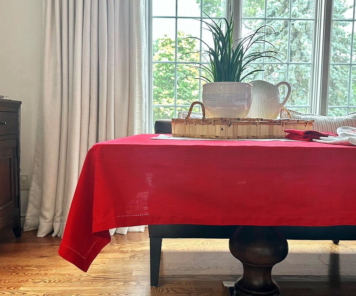 Oblong vs Rectangle Tablecloths: How to Pick the Right Fit