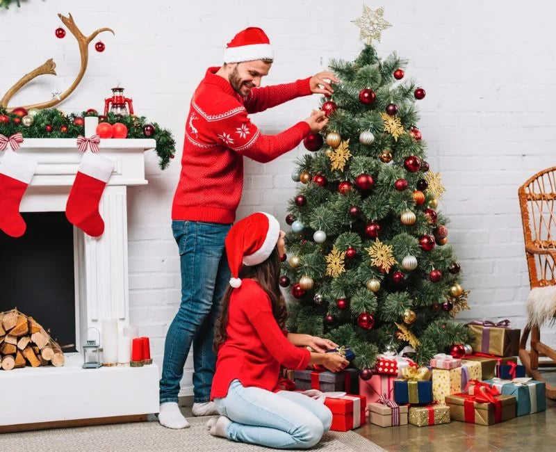 Maximalist Christmas Decorating Ideas for Your Table That Prove More is ...