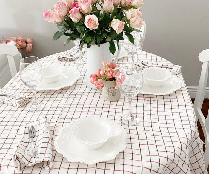 Windowpane Linen Round Tablecloth - Classic Style