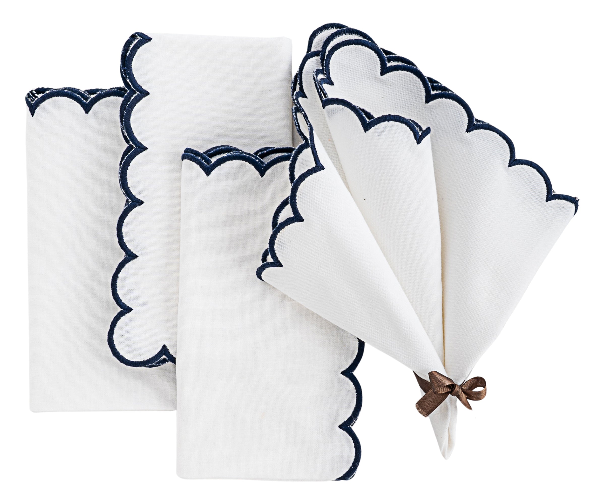 Navy and White Cloth Napkins | Scalloped Edge Napkins - Cotton